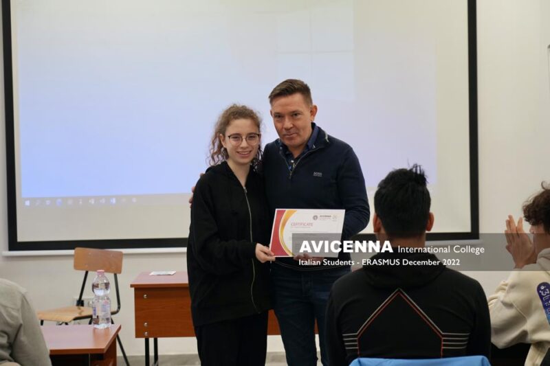 Italian high school students at Avicenna International College ...